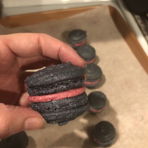 Macarons 101: A Beginner’s Guide and Printable Piping Template ...